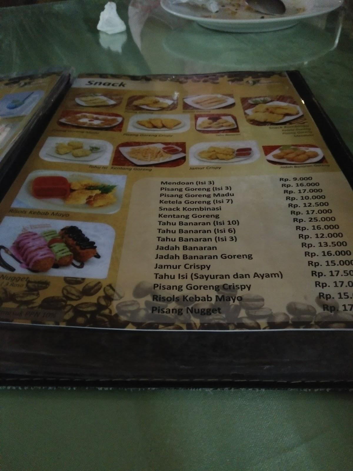 Menu at Kampoeng Kopi Banaran cafe, Bawen