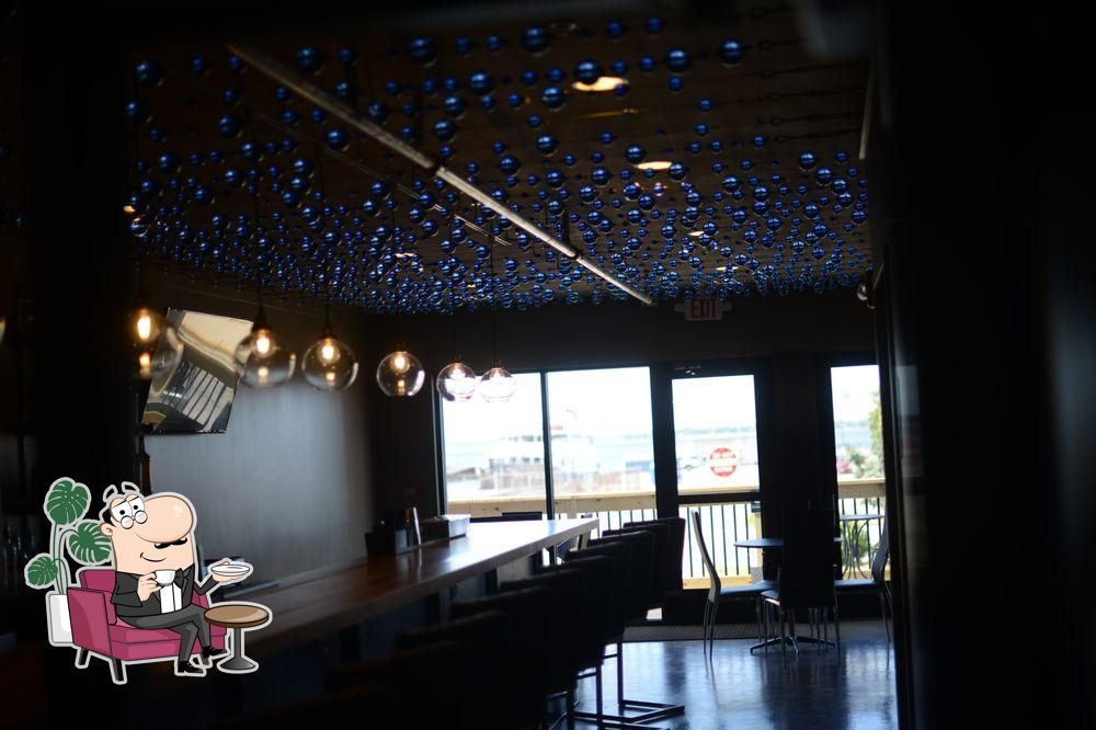 Moseley's Rooftop Bar in Sandusky - Restaurant menu and reviews