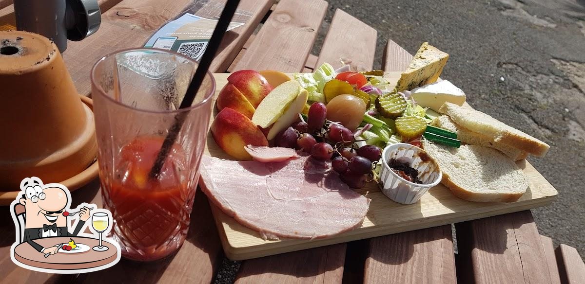 The King and Tinker in Enfield - Restaurant menu and reviews