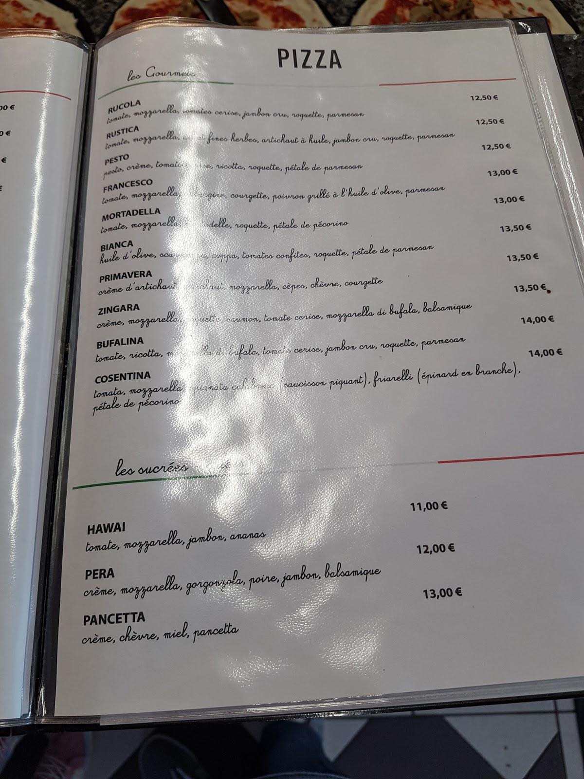 Menu at la calabrese restaurant, Montréal-la-Cluse