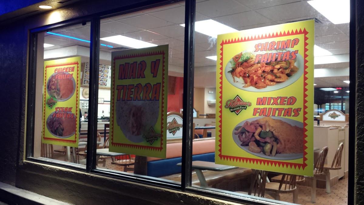 Menu at Federidelfo’s fast food, Los Ranchos de Albuquerque, 4th St NW