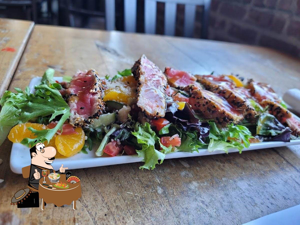 Portico Monroe in Monroe - Restaurant menu and reviews