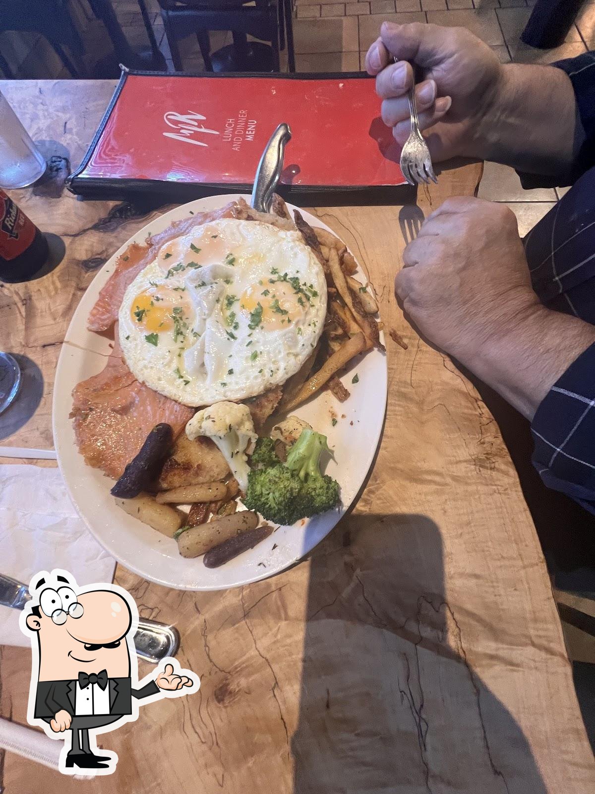 Mo's Family Restaurant, Oakville - Restaurant menu, prices and reviews