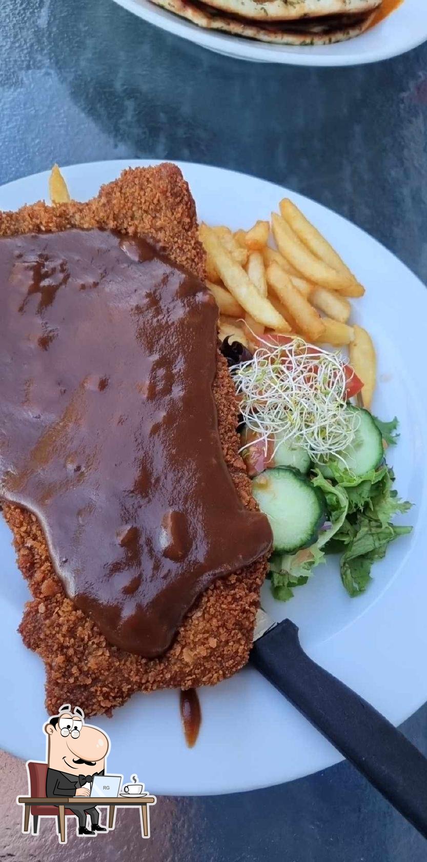 Mannum Community Club, Mannum - Restaurant menu, prices and reviews