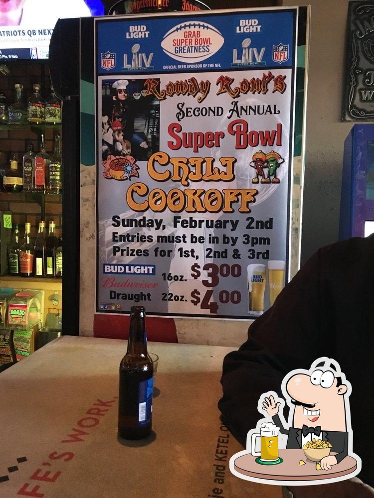Front Row Sports Bar, 2170 Henderson Rd in Columbus - Restaurant reviews