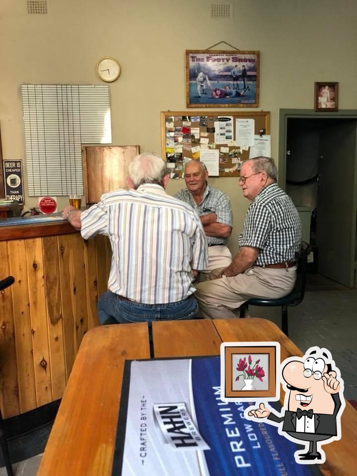 Bogan Gate Pub in Bogan Gate - Restaurant reviews
