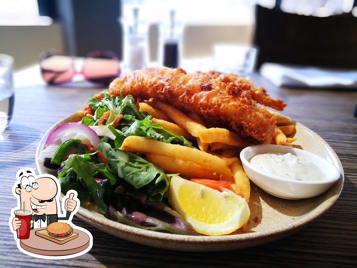 Southern Cross Yacht Club in Yarralumla - Restaurant menu and reviews