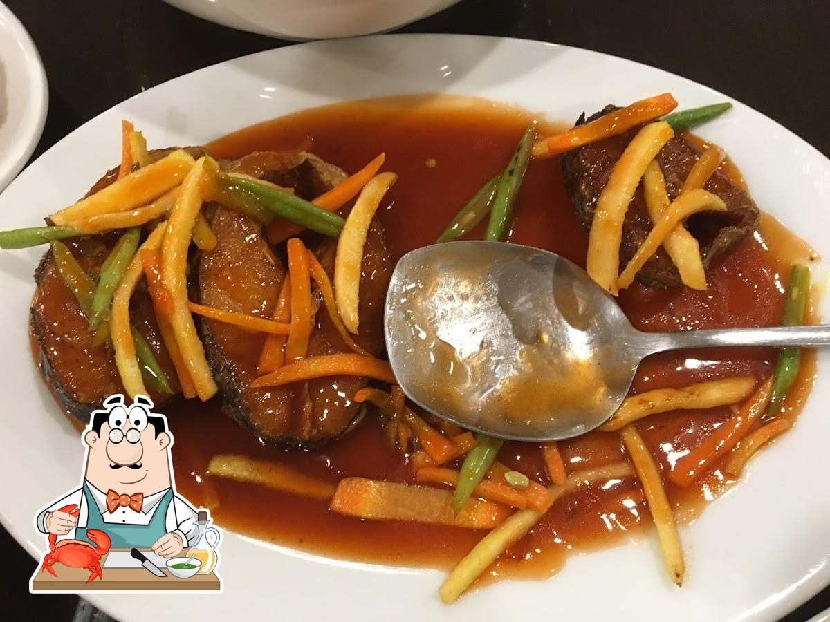 Sayat's Seafood House restaurant, Candelaria, WCF8+2X9 - Restaurant reviews