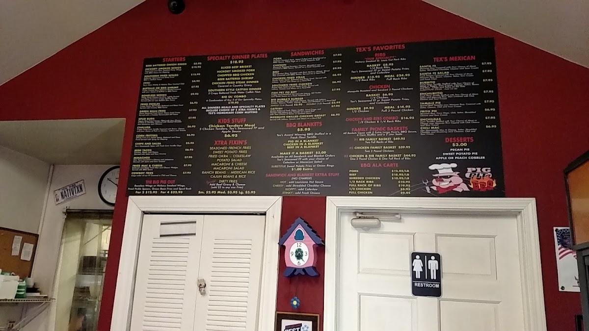 Menu at Pig Pit BBQ, Cohoes, 1 Niver St