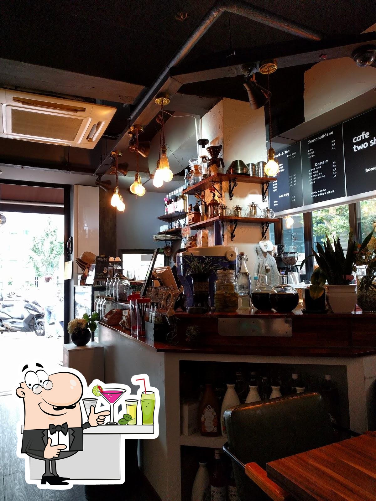 cafe two shot, Seoul, 2-1 Jungnim-ro - Restaurant reviews