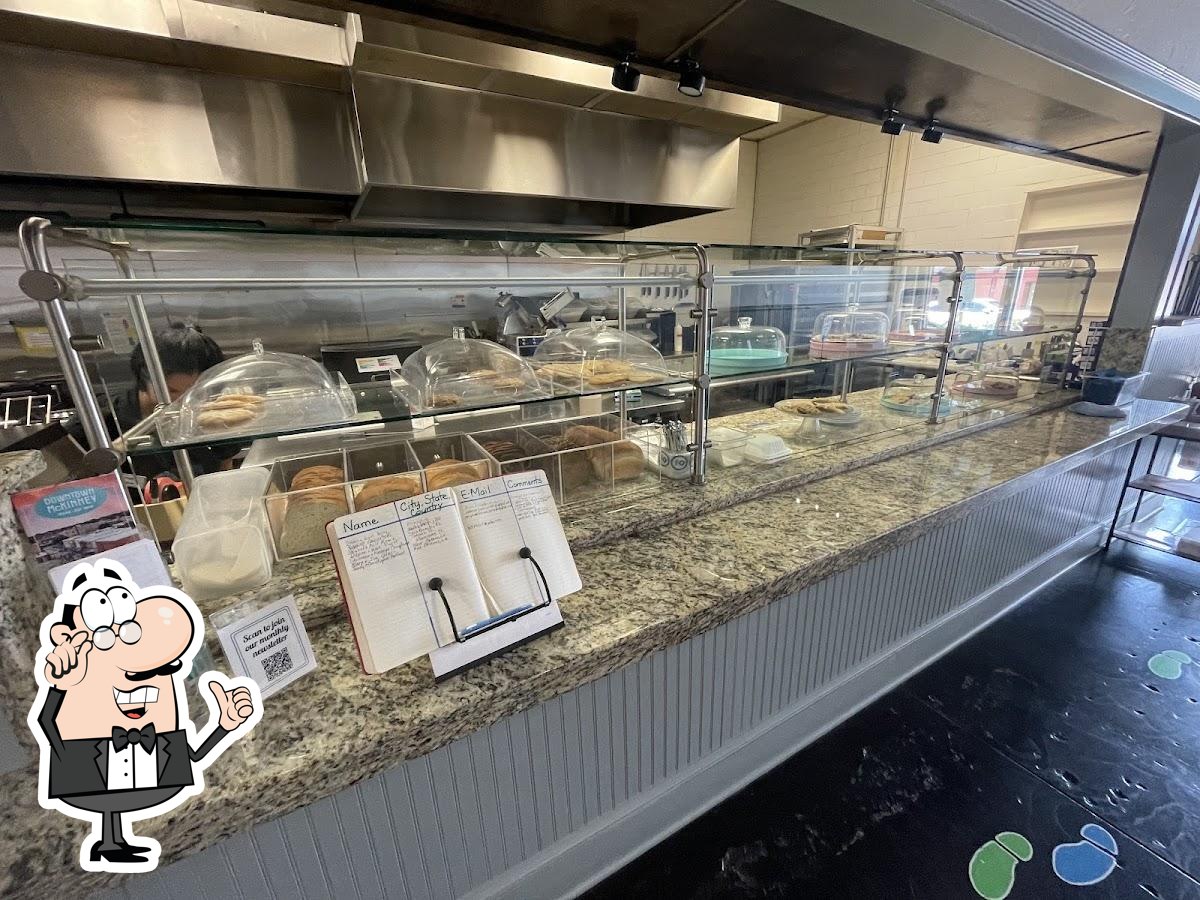 Hugs Cafe McKinney, McKinney - Restaurant menu, prices and reviews