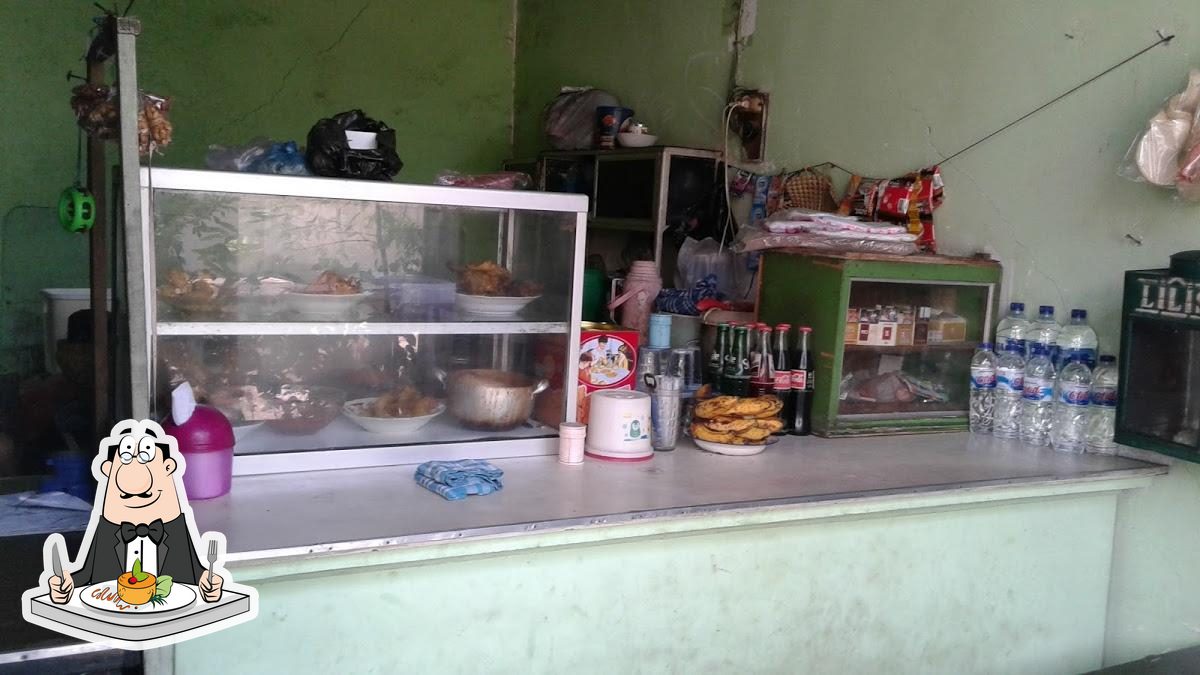 WARUNG NASI DAN RUJAK MANIS SANDURO restaurant, Surabaya - Restaurant ...