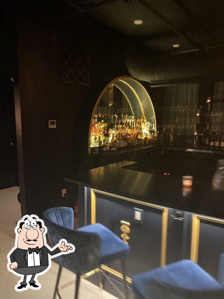 Waxlight Bar a Vin, Buffalo - Restaurant menu, prices and reviews