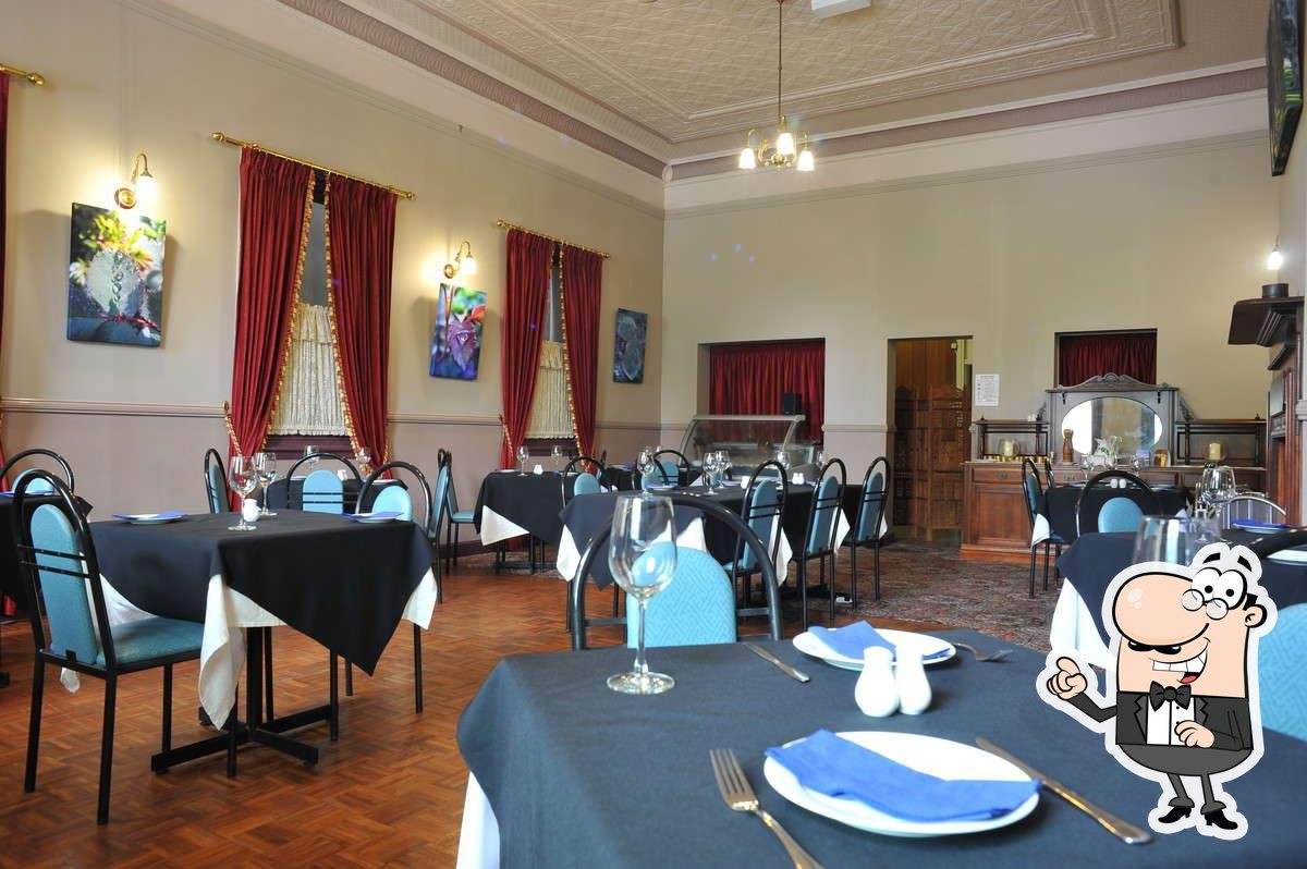 Warwick Hotel in Warwick - Restaurant menu and reviews