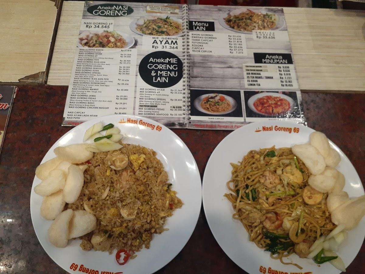 Menu at Nasi Goreng 69 restaurant, Surabaya, Food Junction Blok FC No ...