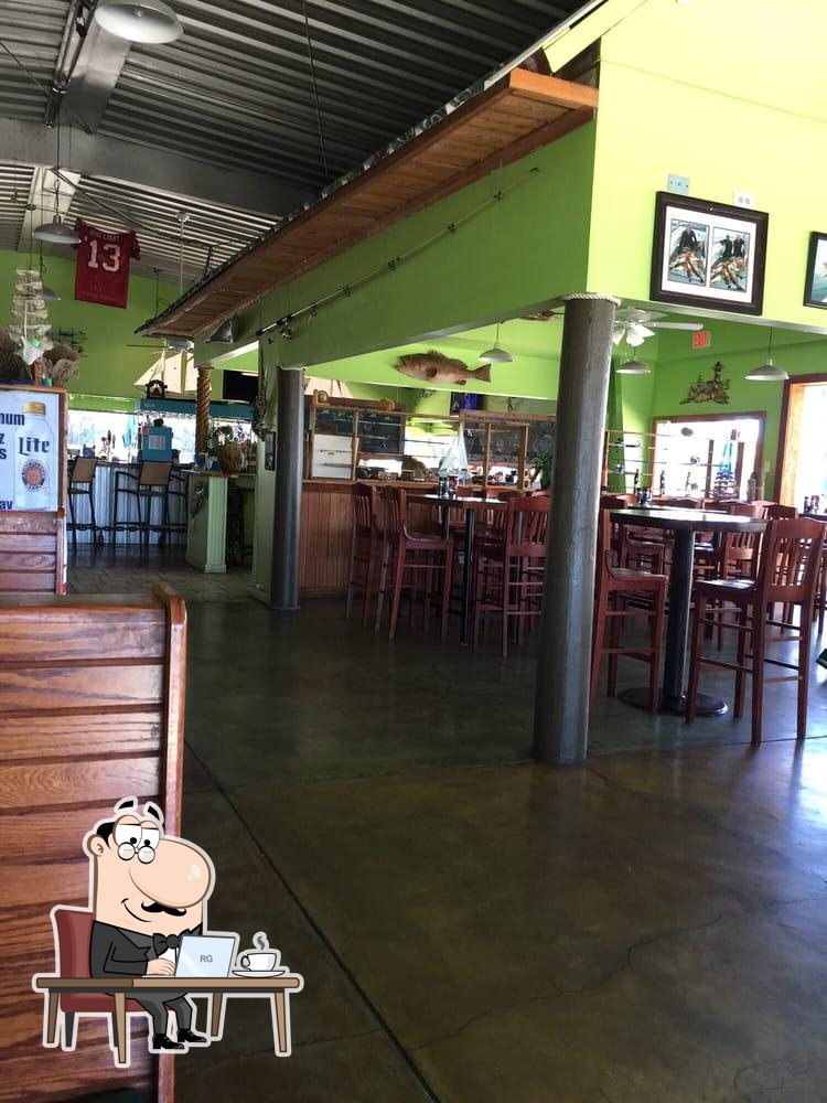 Get Hooked Grill pub, Hudson – menu, prices & reviews