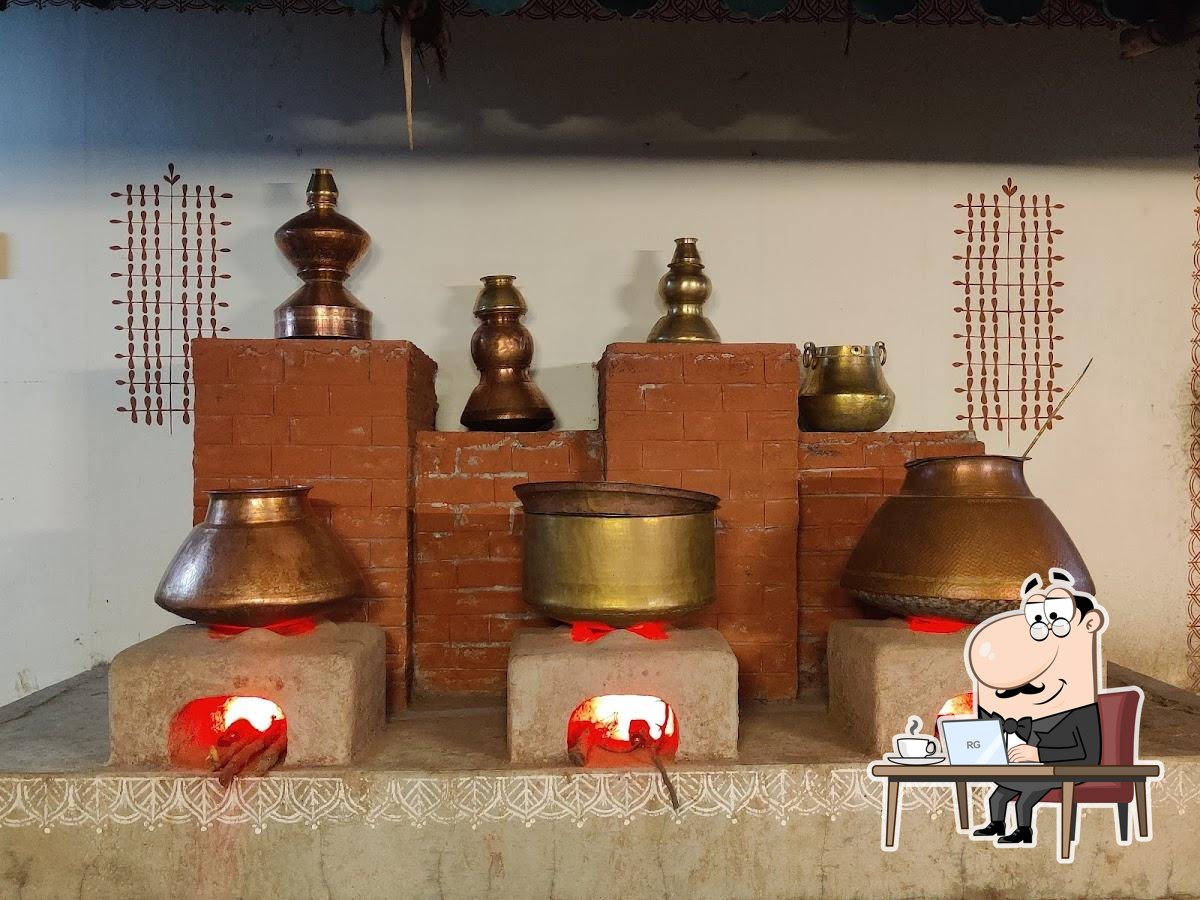 Aamchi Maati Aamchi Mansa, Deolali - Restaurant menu, prices and reviews