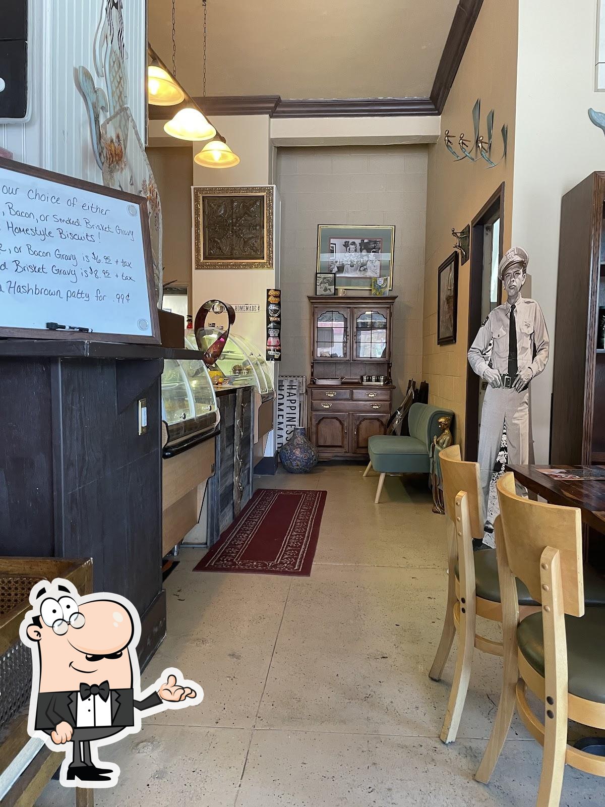 Barney's Coffee Shop, Brady - Restaurant menu, prices and reviews