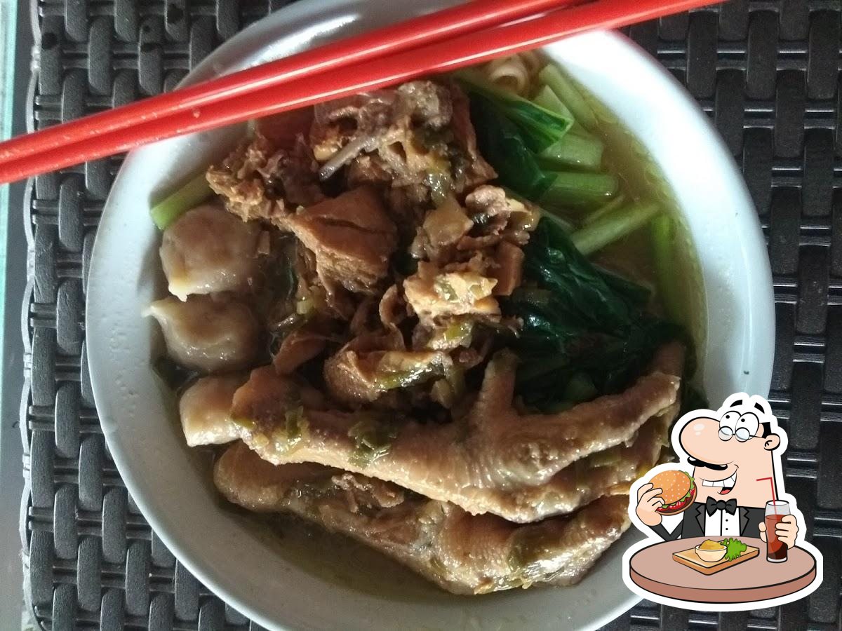 bakso ayam restaurant, Индонезия, P9HJ+83R - Restaurant reviews