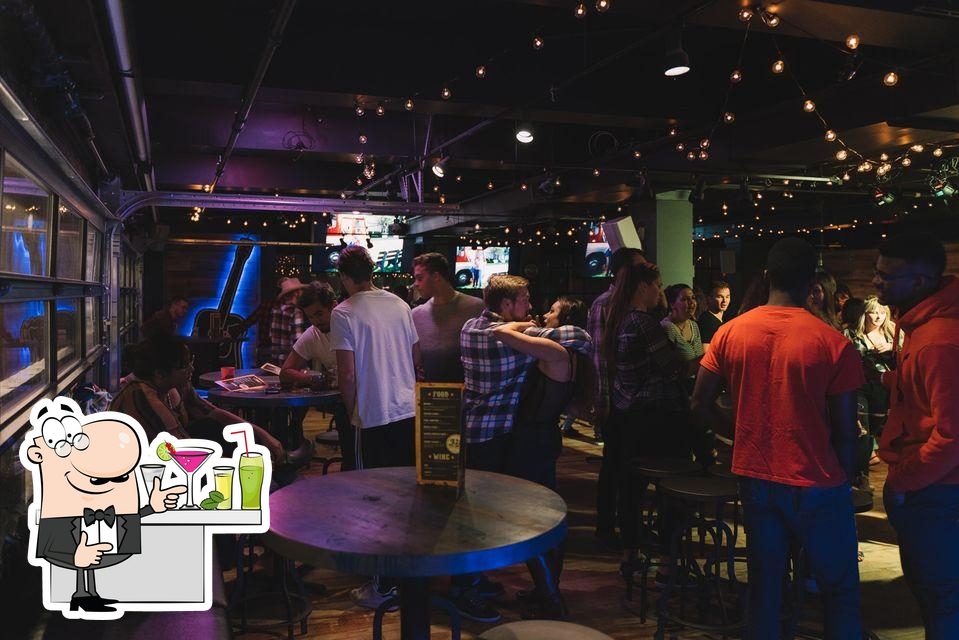 Cheers Live Country Bar in Halifax - Restaurant reviews