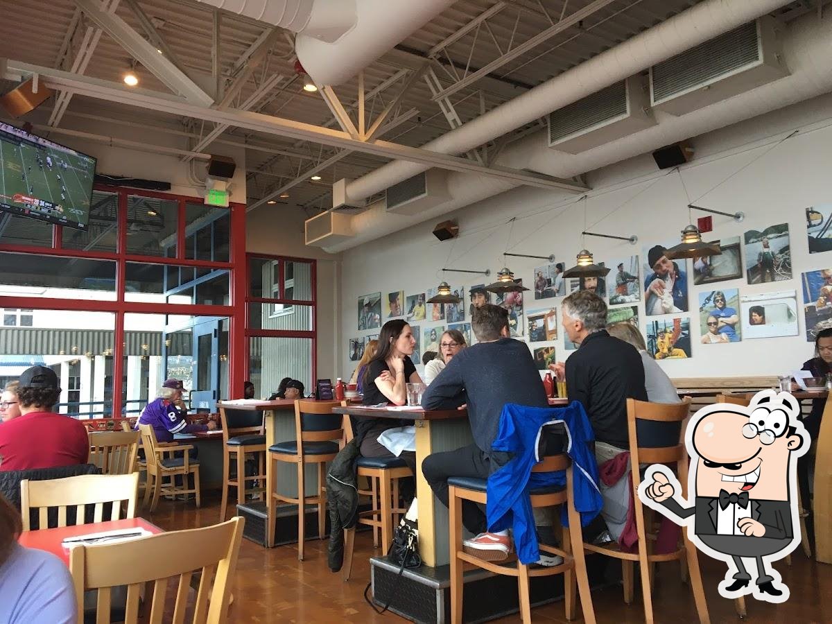 Chinook's At Salmon Bay in Seattle - Restaurant menu and reviews