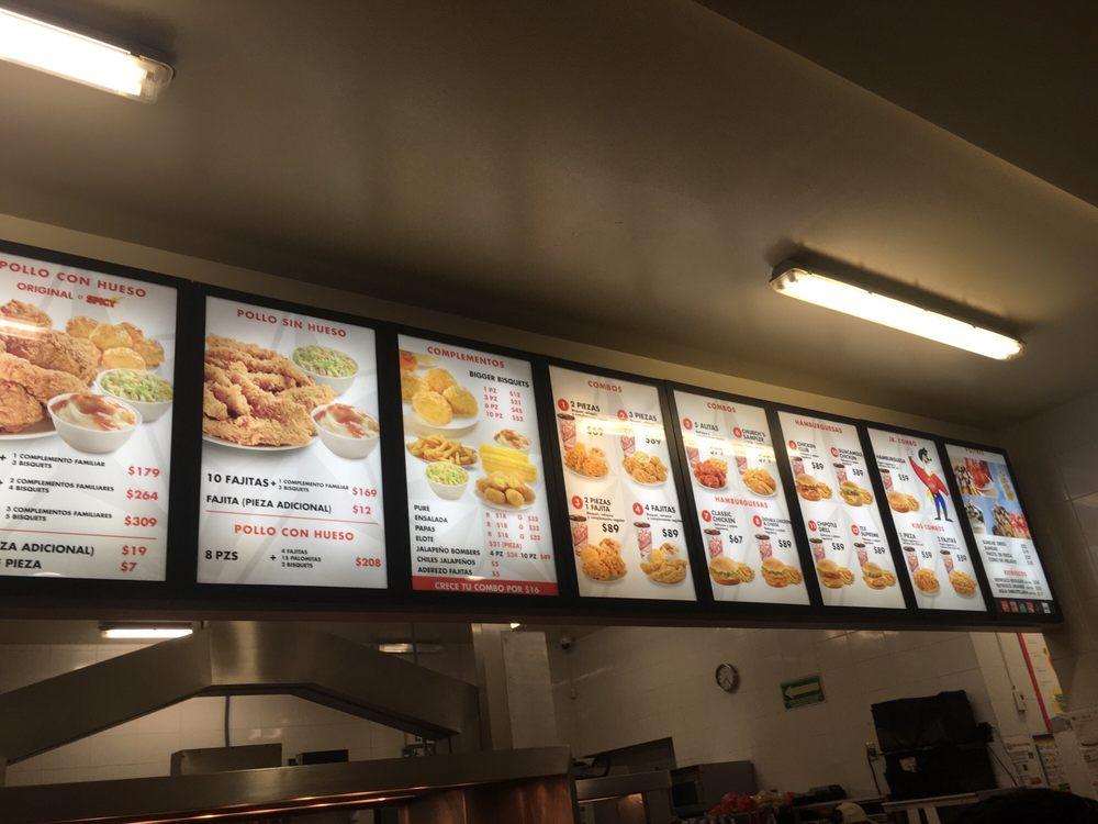 Menu at Church's Texas Chicken restaurant, Cancún, MZA 04 LTE 27 y 28