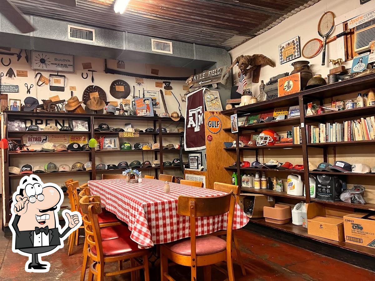 Leona General Store, North Leona Blvd 136, TX-75 in Leona - Restaurant ...