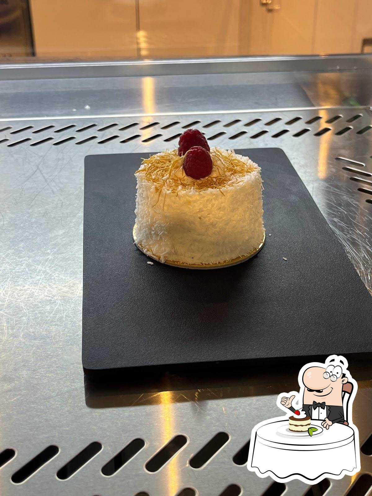 Aviator Cafe, Abu Dhabi - Restaurant menu and reviews