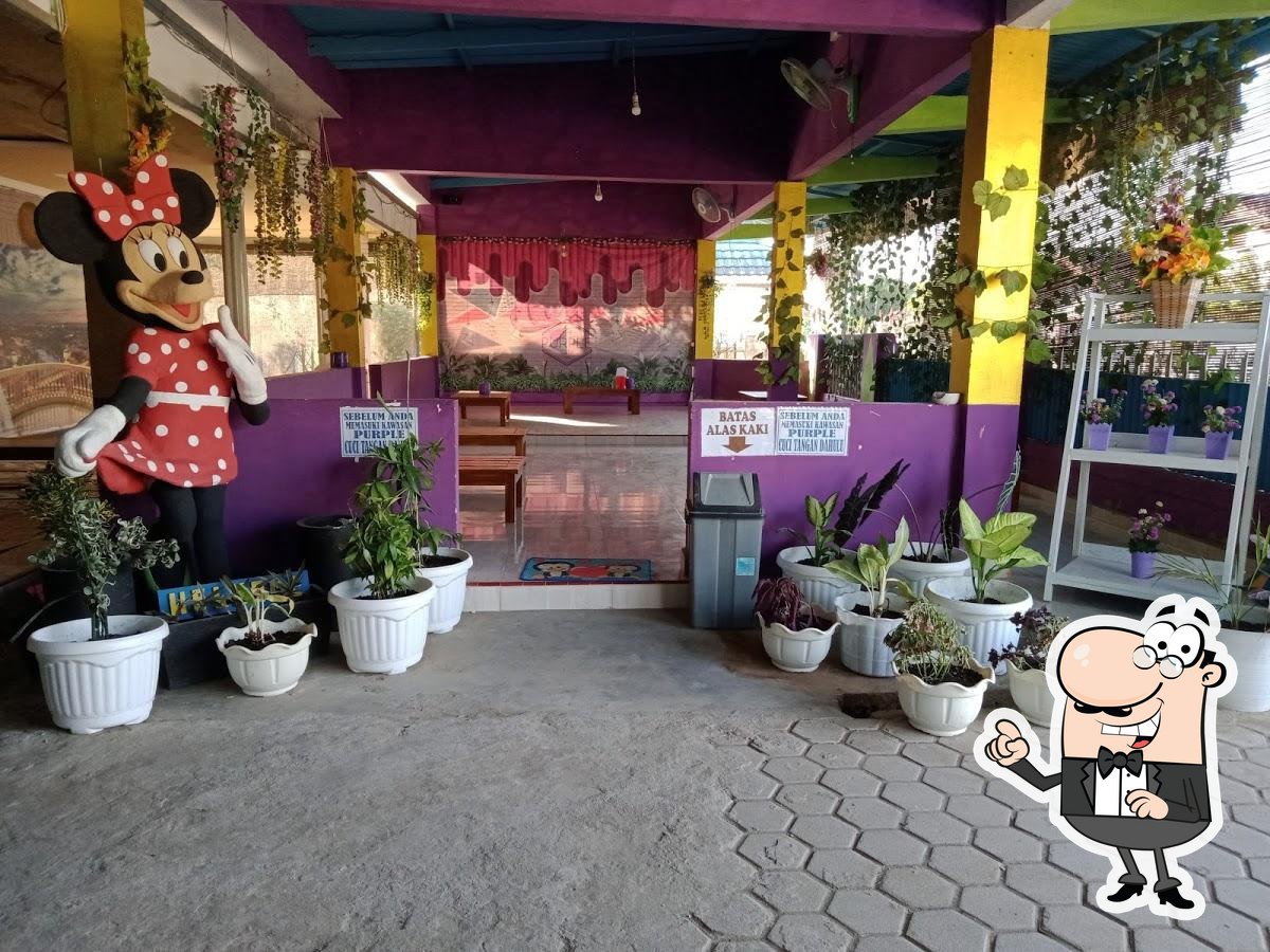 The Purple Cafe, Indonesia, 39M7+M2W - Opiniones del restaurante