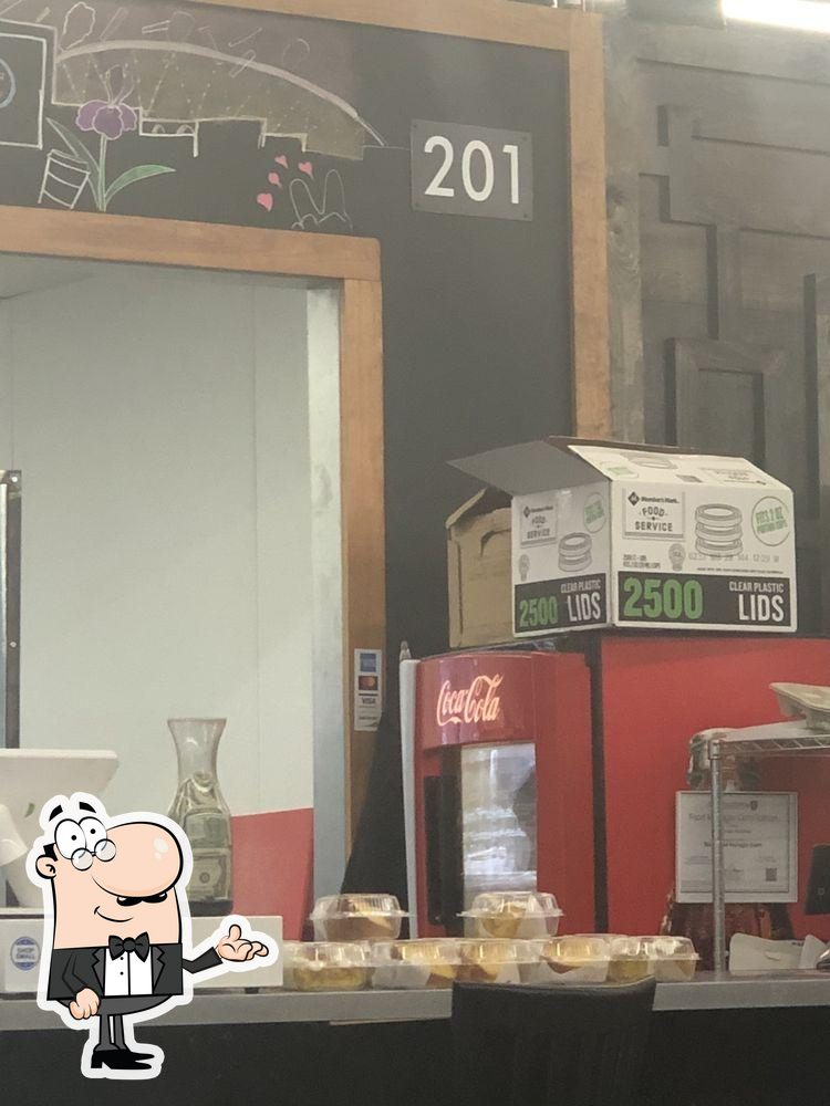 2 Neighbor's Hot Chicken, DeSoto - Restaurant menu, prices and reviews