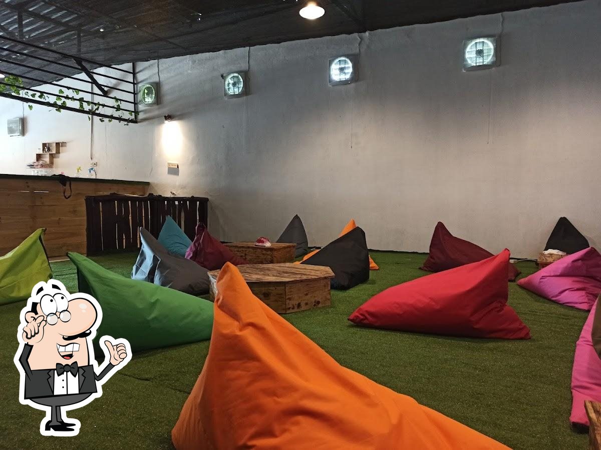 DRAGON Cafe, Bantarpanjang - Restaurant reviews