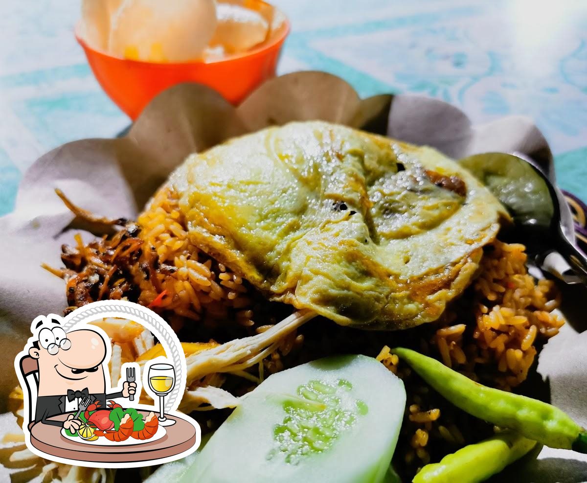 Nasi Goreng Mawot Ikan Teri LA Mania restaurant, Timika