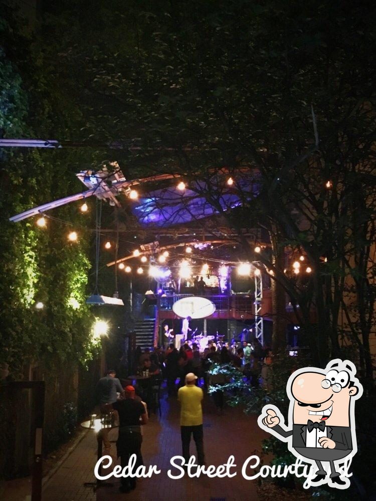 Cedar Street Courtyard, 208 W 4th St suite c in Austin - Restaurant reviews