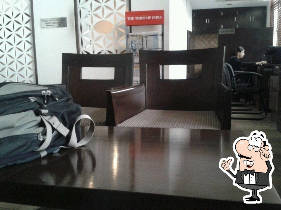 Irctc Executive Lounge, New Delhi, New Delhi Railway station ...