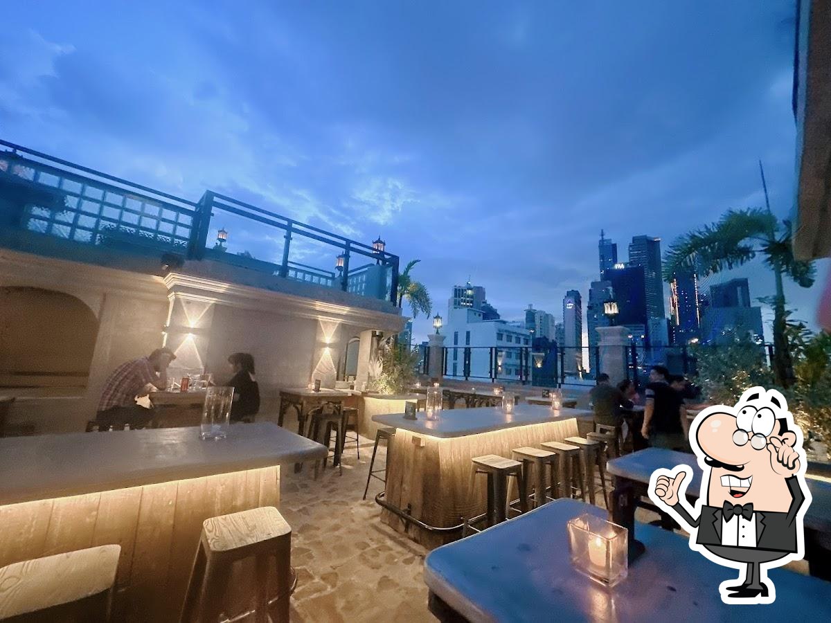 Dr. Wine Poblacion Makati, Makati - Restaurant menu, prices and reviews