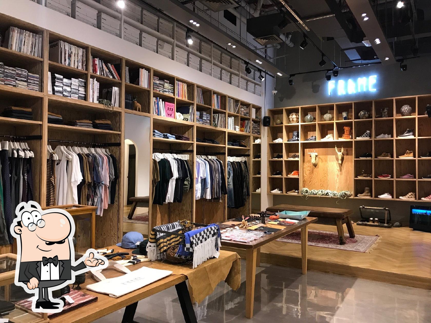 Selectshop FRAME cafe, UAE, Dubai Design District Building 7 ...