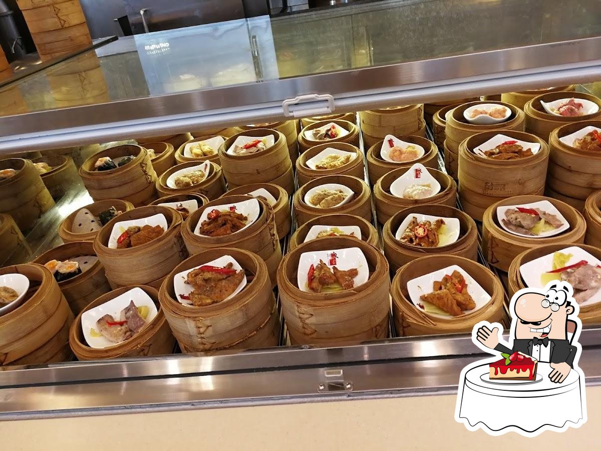 Chef Man (The Royal Place 2), Bangkok, Royal place 2 - Chinese ...