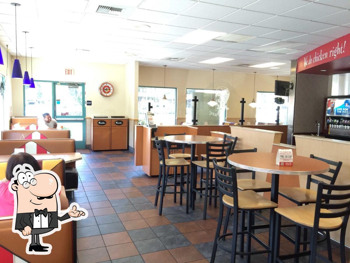 KFC, 4660 Clayton Rd in Concord - Restaurant menu and reviews