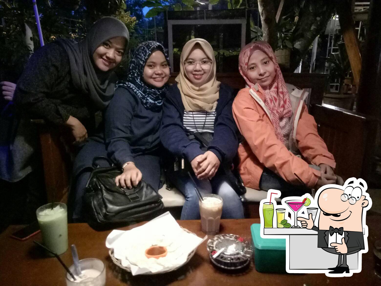 Borneo Cafe & Steak, Bandung