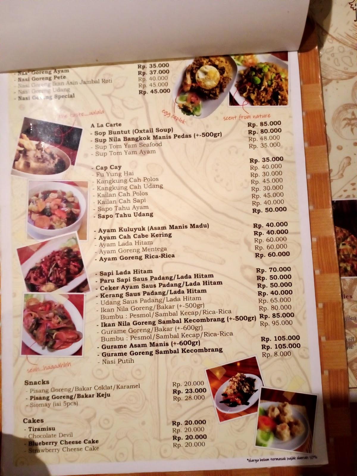Menu at Pizza Kayu Bakar Taman Cimanggu restaurant, Bogor