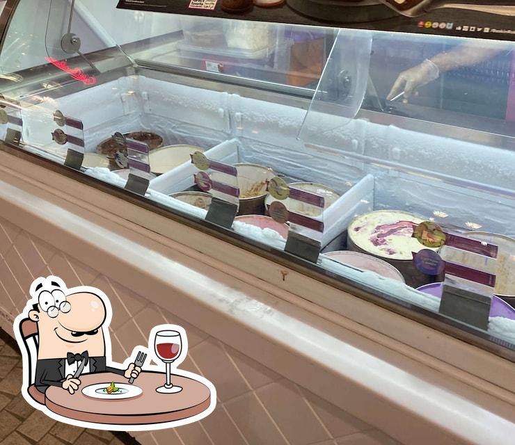 Baskin Robbins - Ibn Battuta Mall China Food Court desserts, Dubai ...