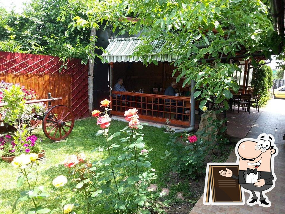 Terasa cu flori, Bârlad - Restaurant reviews
