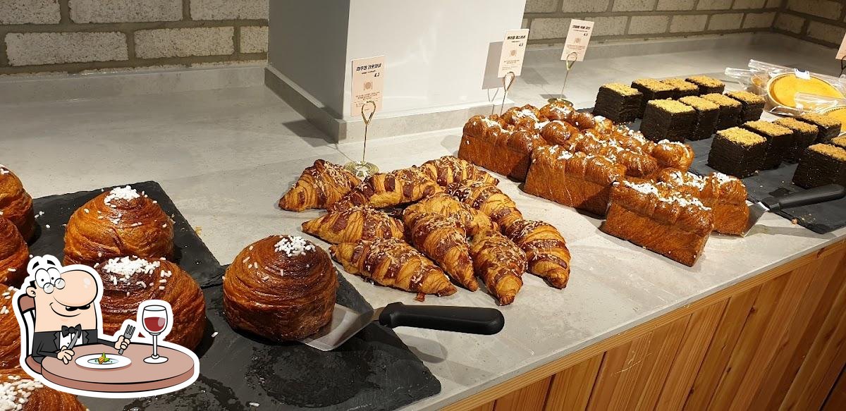 Open One Bakery Cafe, Seoul - Restaurant reviews
