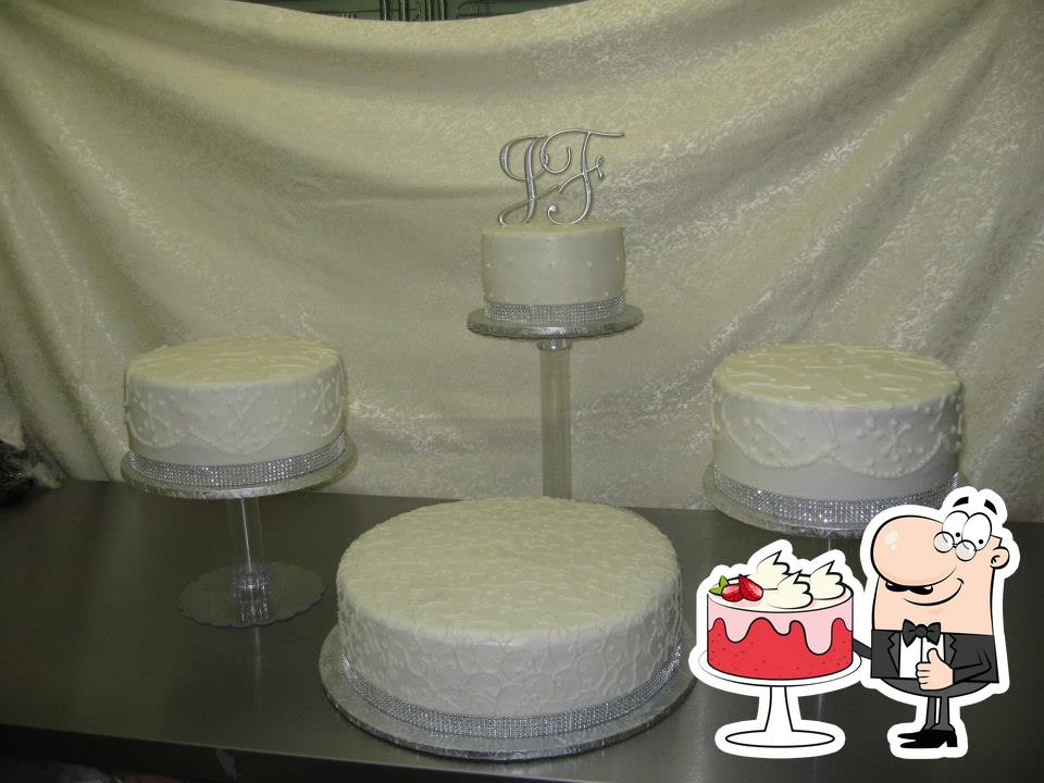 Ray's Cakes in North Miami - Restaurant menu and reviews