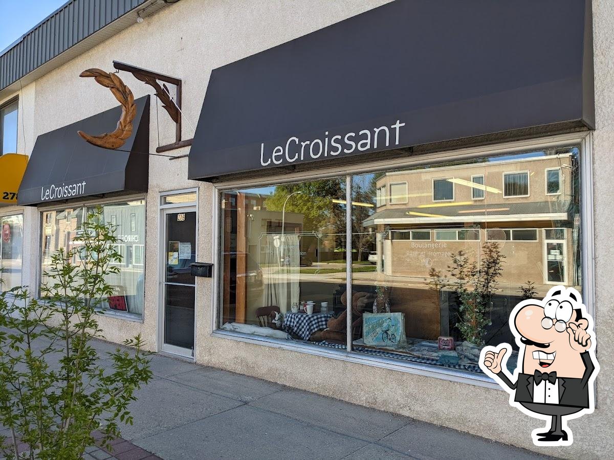 Le Croissant, 276 Tache Ave in Winnipeg - Restaurant reviews