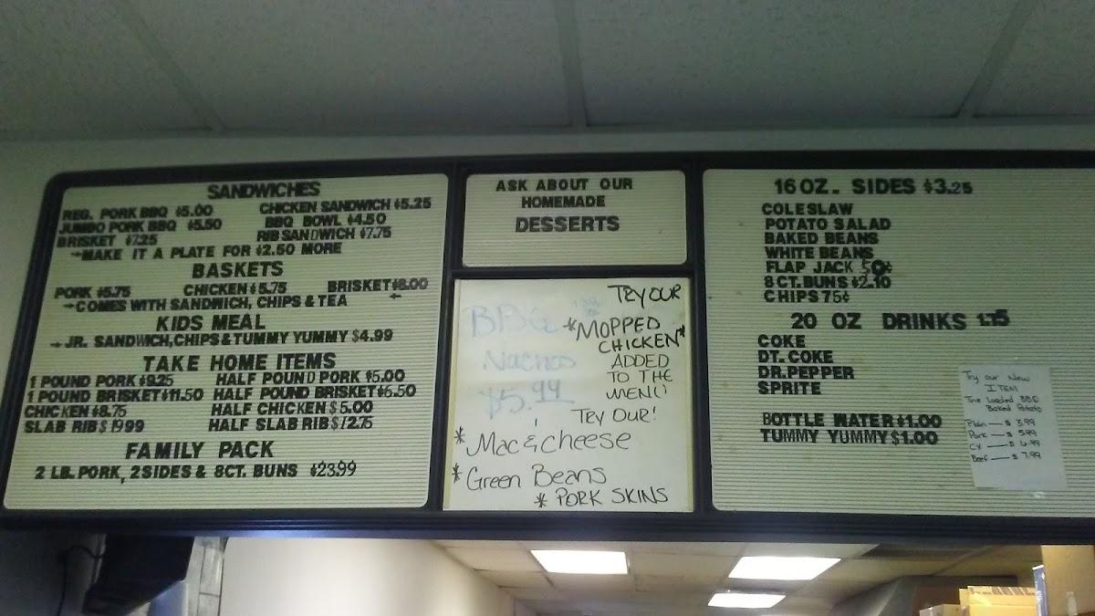 Menu at Ronnie's Q BBQ, Dickson