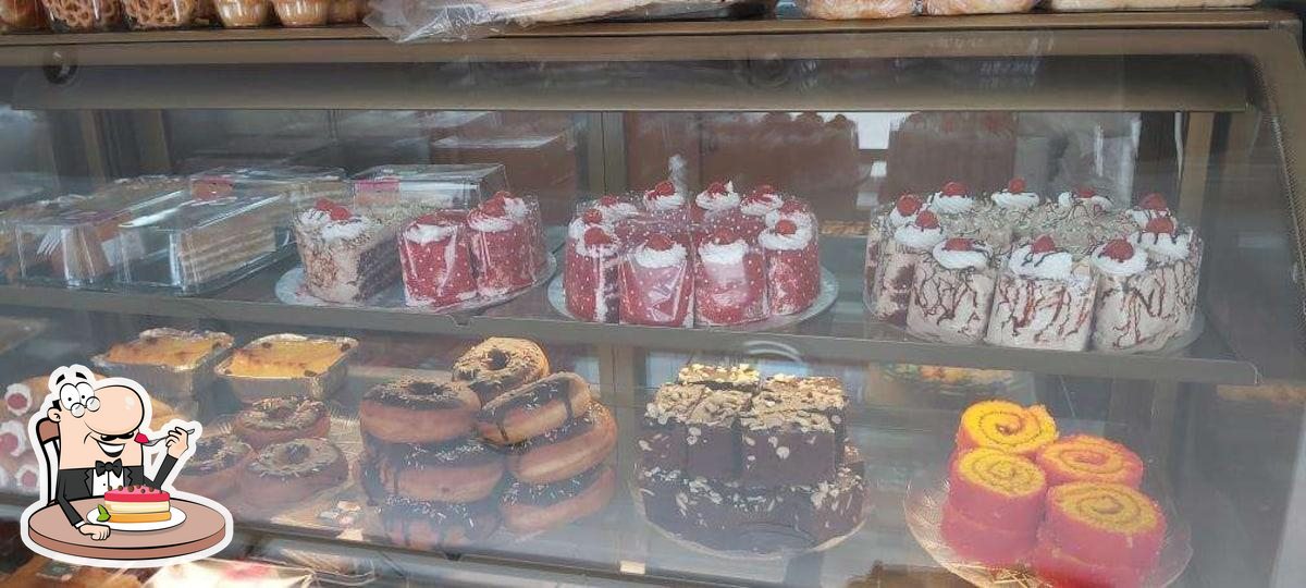 Al Reem Bakery, Sharjah, Al Zahara Street - Restaurant menu and reviews