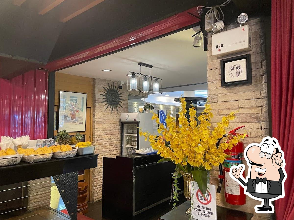 CINCO Café, Bangkok, Nana - Restaurant menu, prices and reviews