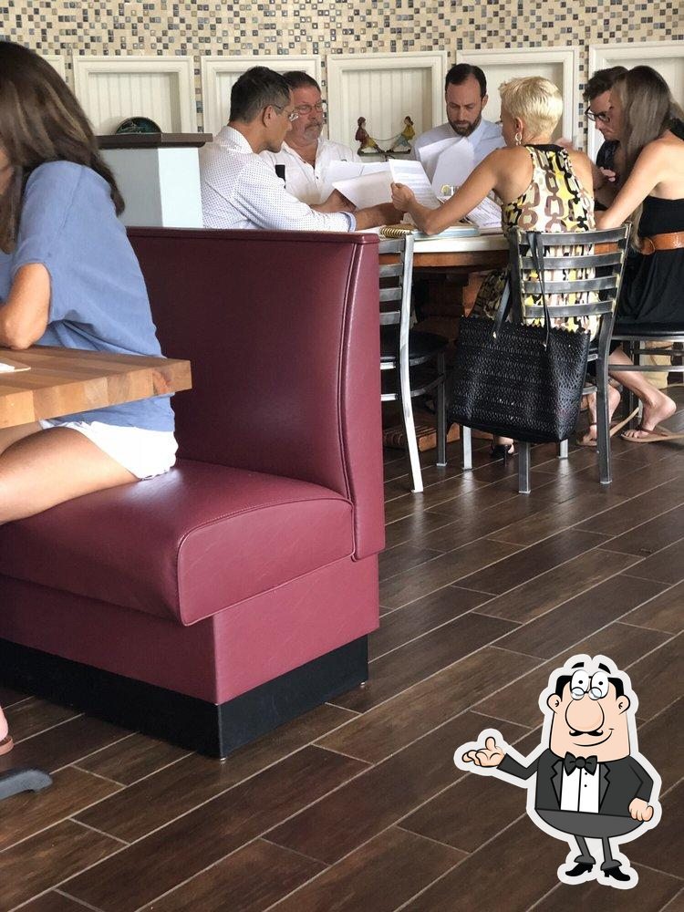 Michael's on 7th in Vero Beach - Restaurant menu and reviews