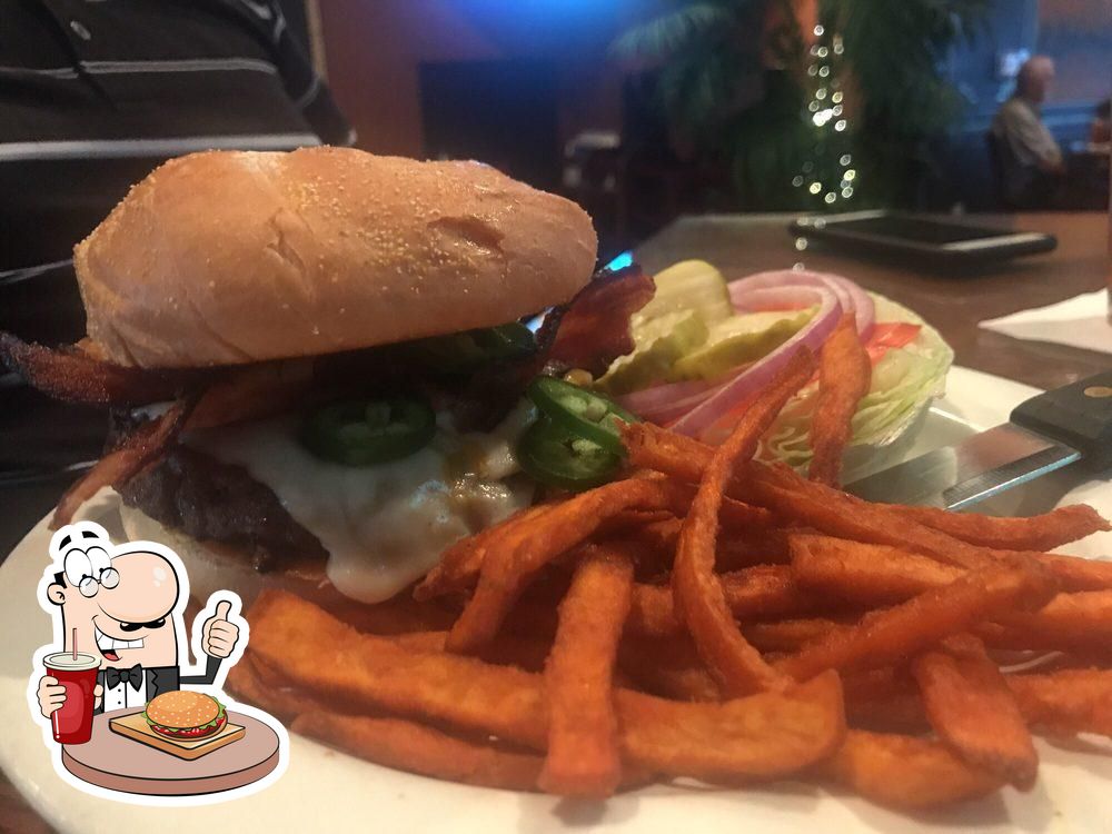 Crest Bar & Grill in Bakersfield - Restaurant menu and reviews